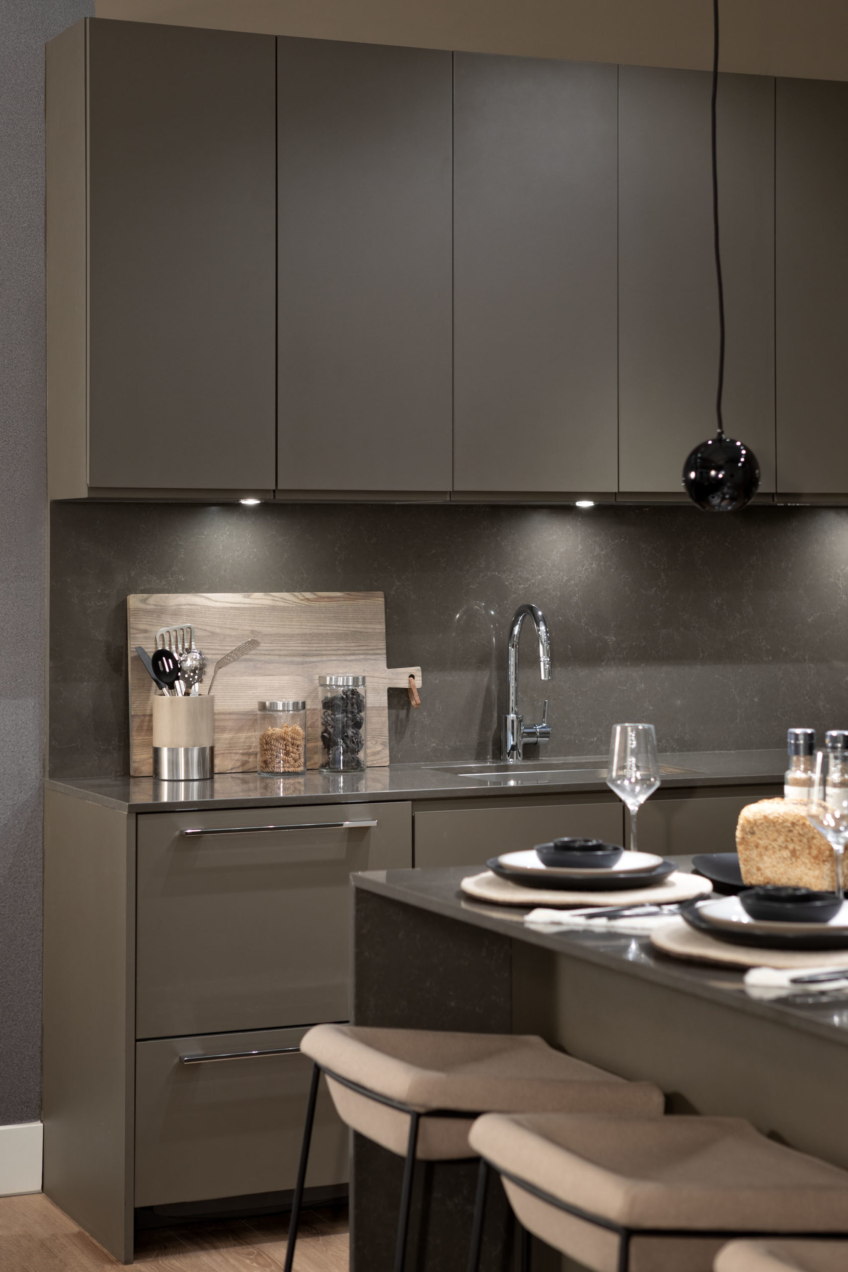 Akimbo Presentation Center - Area3 Design