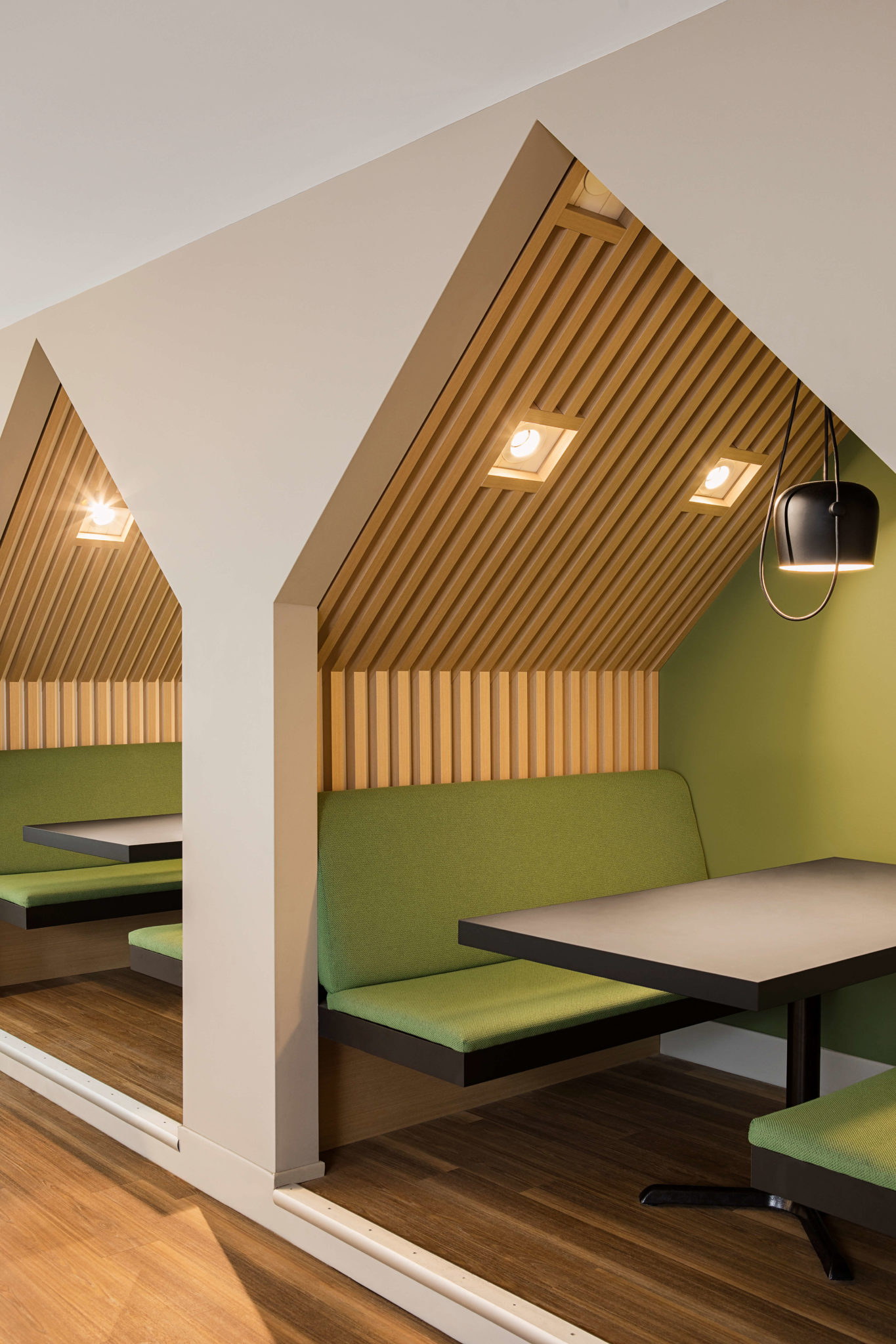 HI Jasper Hostel - Area3 Design